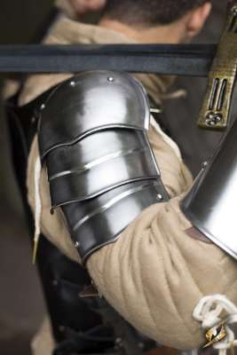 Soldier's Belt Shield | Epic Armoury Australia